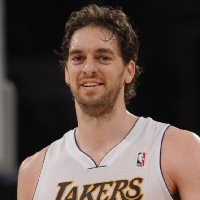 ENGAGE - Pau Gasol